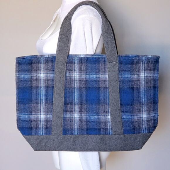 Pendleton | Bags | Pendleton Wool Blue Gray Plaid Large Utility Tote ...